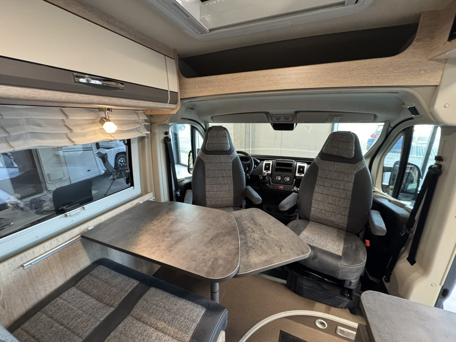 Pössl Summit 600 Plus - Bip Mobil